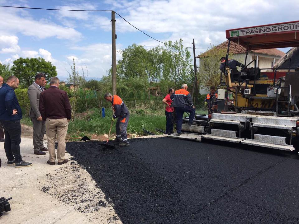 Filloi asfaltimi i rrugës Hamidi-Plemetin - Komuna Obiliq